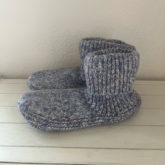 Bombas | Shoes | Bombas Womens Gripper Slippers Booties Sherpalined ...